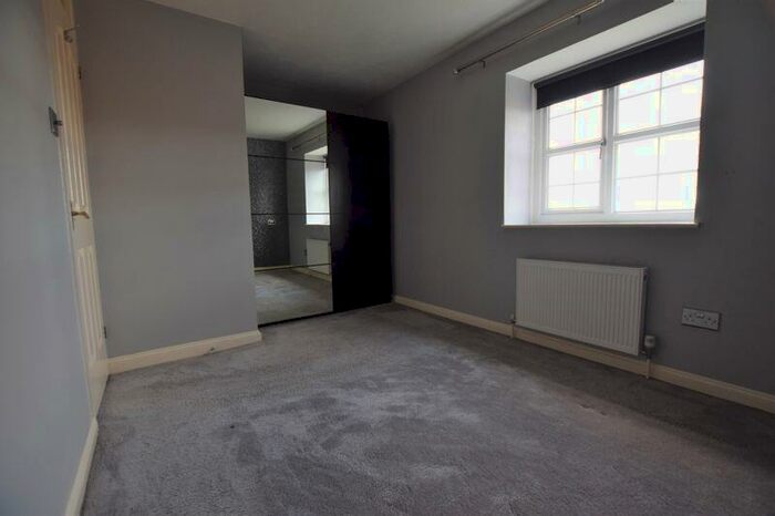3 Bedroom Semi-Detached House To Rent In Murrain Drive, Maidstone ...