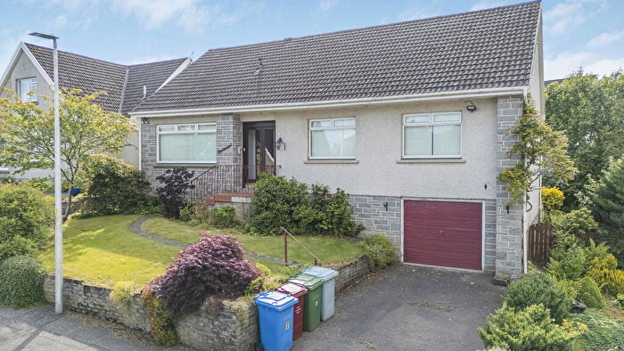 Houses for sale in Strathaven, ML10, South Lanarkshire