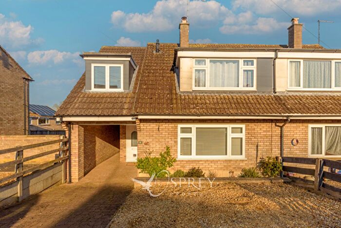 Houses for sale in Oundle, PE8, North Northamptonshire