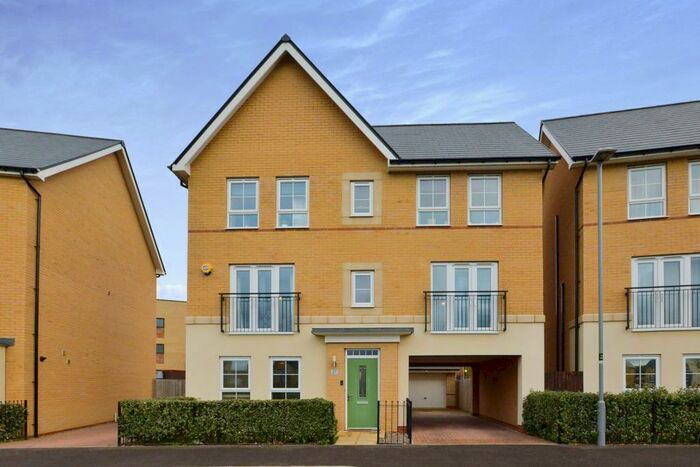 Properties for sale in MK10, Brinklow, Broughton, Kingston, Middleton ...