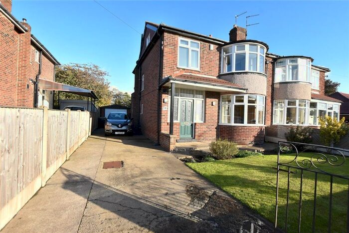 4 Bedroom Semi Detached House For Sale In Park Avenue, Crossgates ...