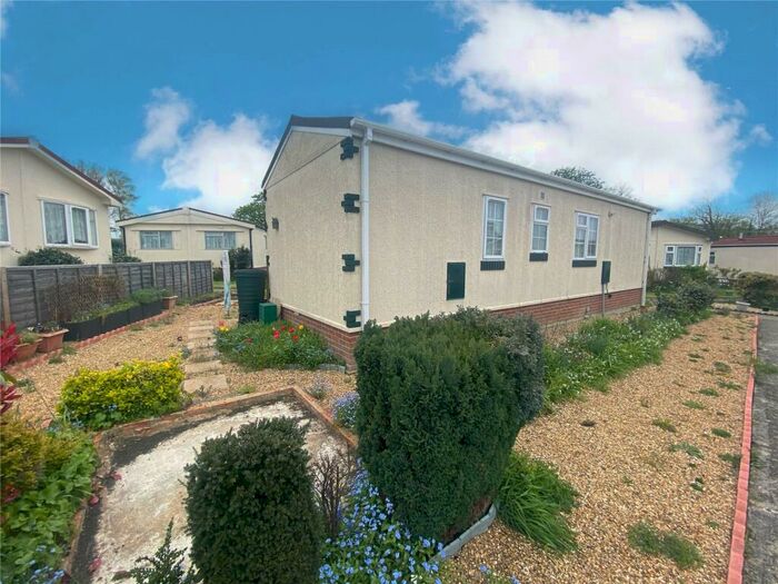 2 Bedroom Detached House For Sale In Chilton Farm Park, Fleet Road ...