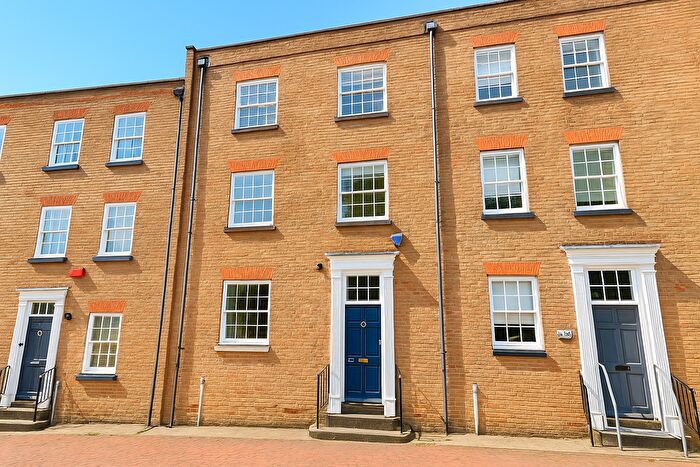 4 Bedroom houses for sale in Burritt Mews, ME1, Medway