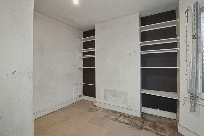 2 Bedroom Terraced House For Sale In Stanmer Street, London, SW11