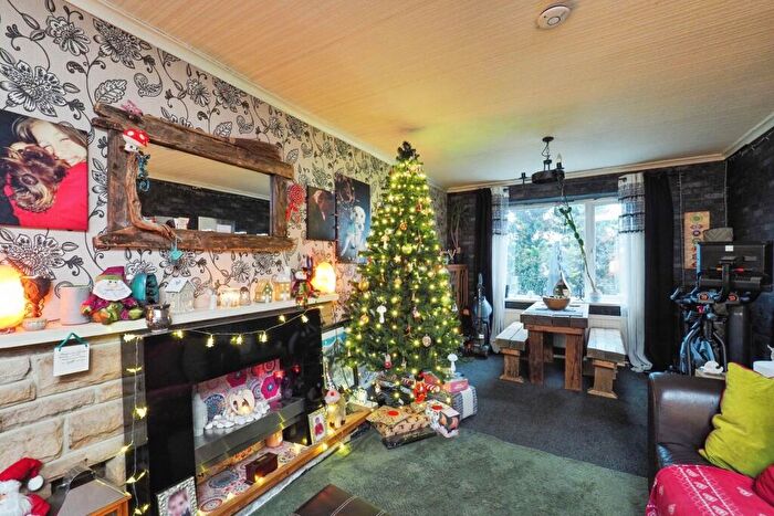 3 Bedroom Terraced House For Sale In Phoenix Avenue, Gedling ...