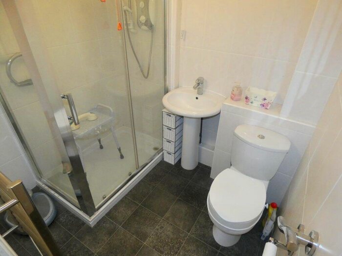 1 Bedroom Apartment For Sale In Forest Gate, Blackpool, Lancashire, FY3