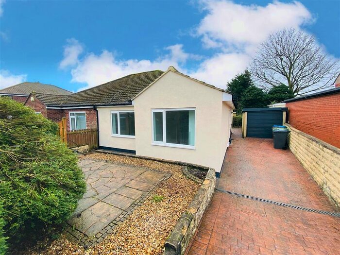 2 Bedroom Semi-Detached Bungalow For Sale In Reevy Crescent, Bradford, BD6