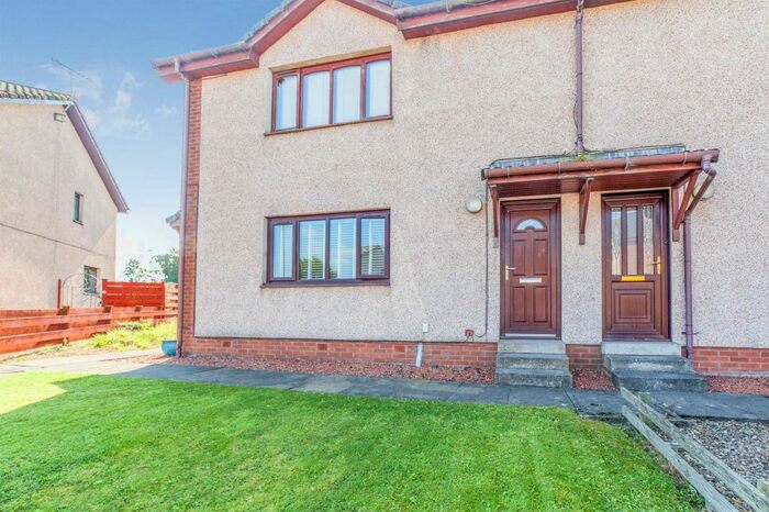 Houses for sale in Fallin, FK7, Stirling