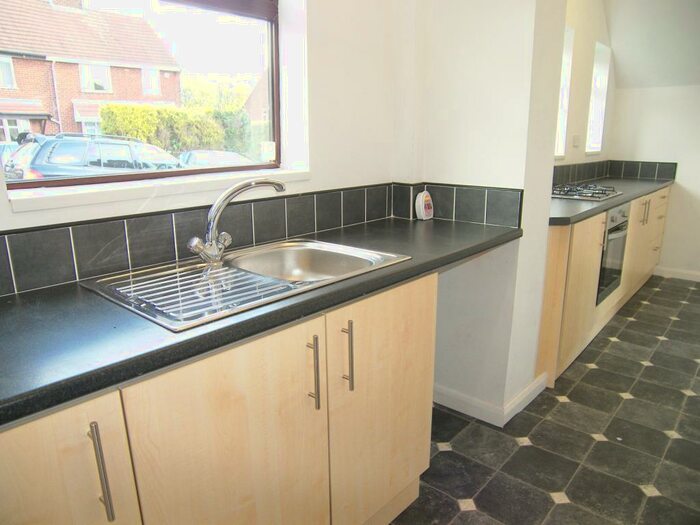 3 Bedroom Semi-Detached House To Rent In Woodfield Road, Pinxton ...