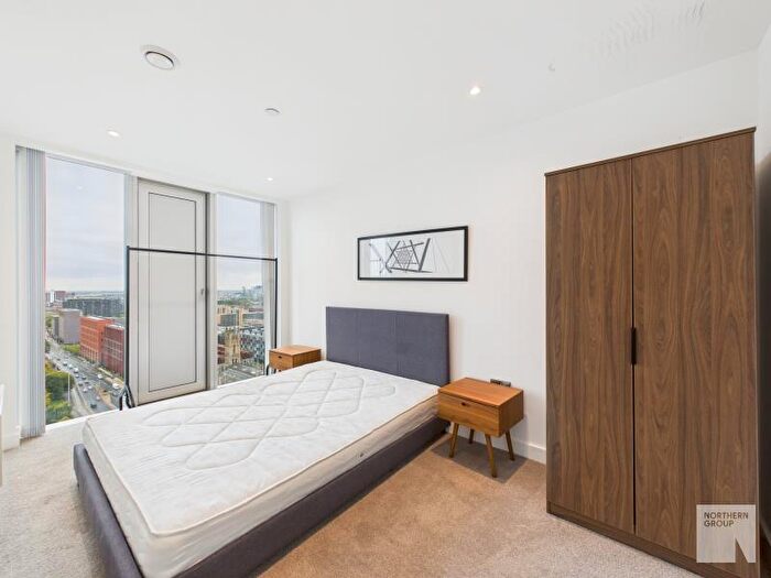 2 Bedroom Apartment To Rent In Elizabeth Towers :: Manchester, M15