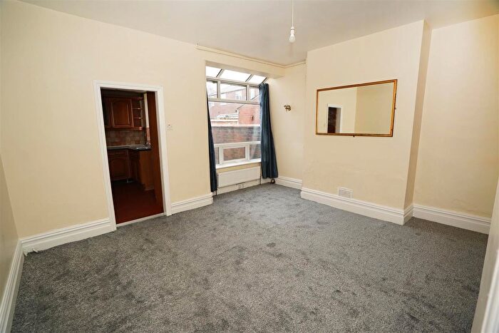2 Bedroom Terraced House For Sale In Parkdale Road, Bolton, BL2
