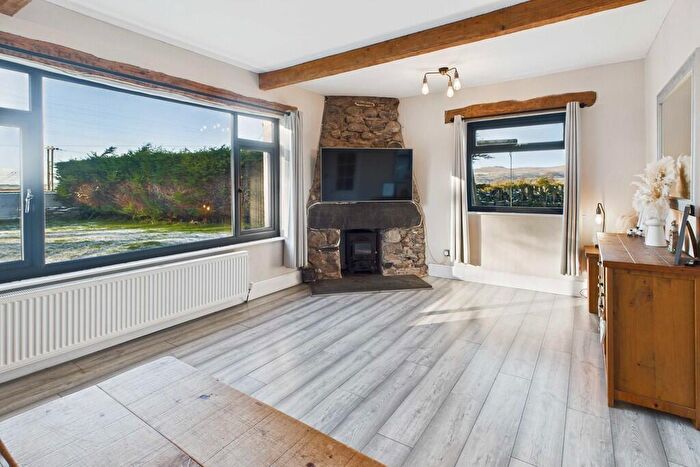 3 Bedroom Detached Bungalow For Sale In Incline Foot Bungalow, Incline ...