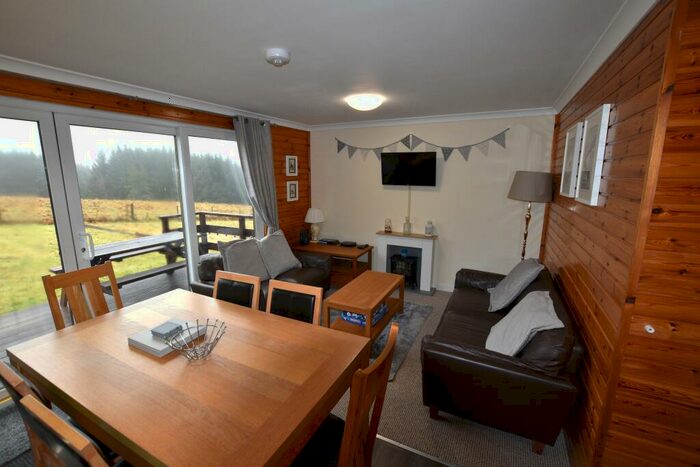 3 Bedroom Property For Sale In Lodge Glenlivet Lodges, Glenlivet ...