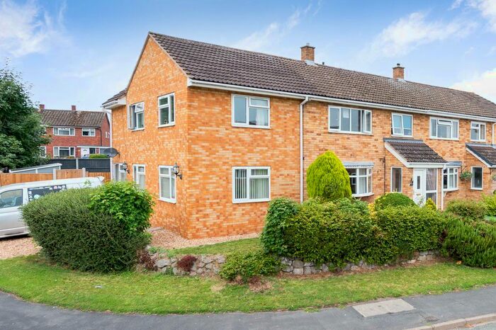 6 Bedroom Semi-Detached House For Sale In Galton Drive, Shrewsbury SY2