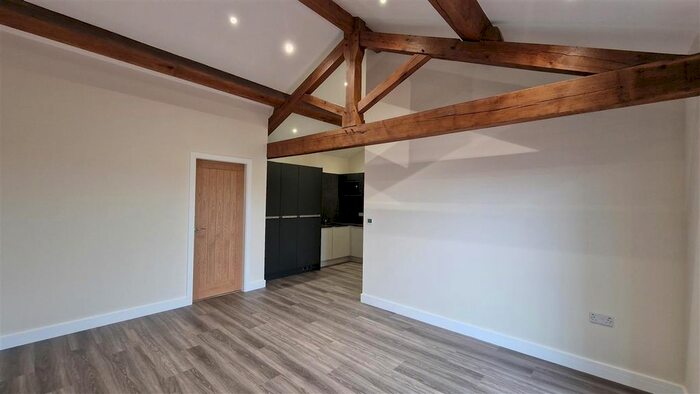 1 Bedroom Barn Conversion To Rent In Woodbank Barns Apartment, Ways ...