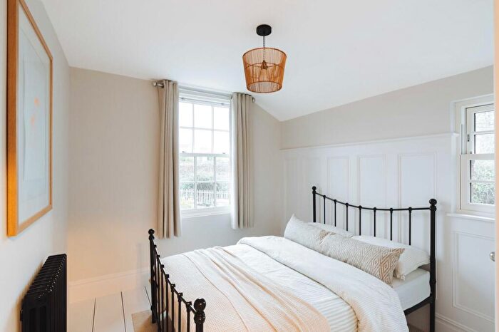 3 Bedroom Terraced House For Sale In Pinhoe Road, Exeter, EX4