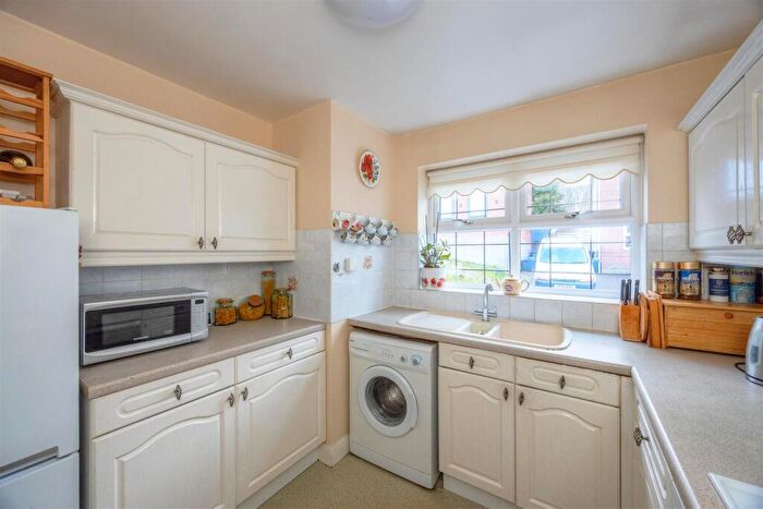 2 Bedroom Detached Bungalow For Sale In Sandygate Grange Drive ...