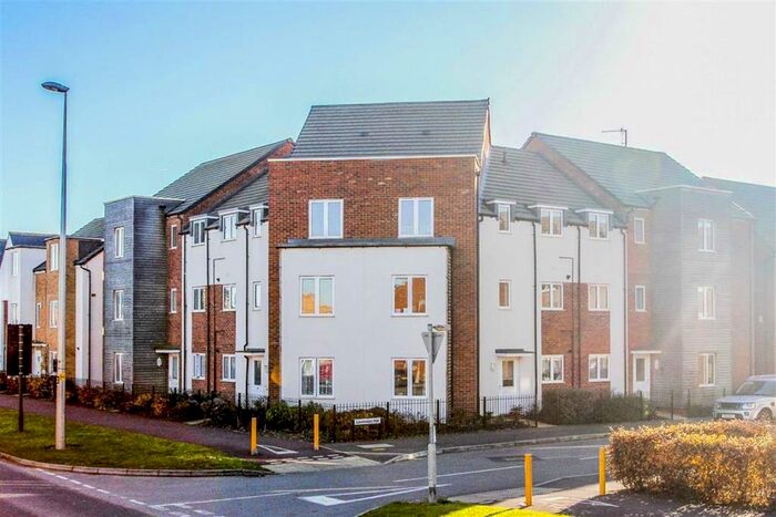 Properties for sale in MK10, Brinklow, Broughton, Kingston, Middleton ...