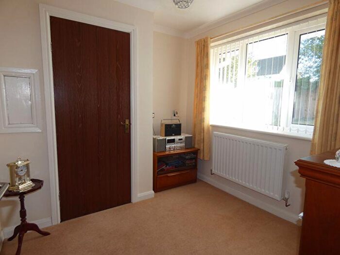 2 Bedroom Bungalow For Sale In Westmorland Close, Spennymoor, DL16