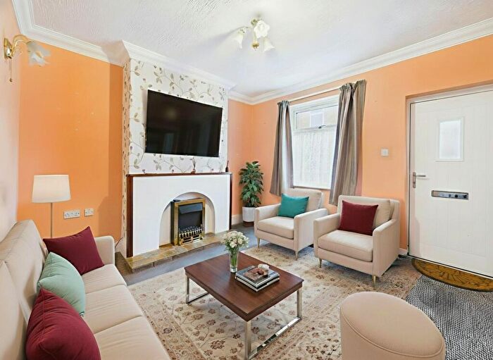 2 Bedroom End Of Terrace House For Sale In Curzon Street, Netherfield ...