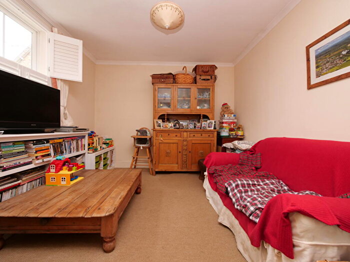 3 Bedroom Detached House For Sale In Red House, High Street ...