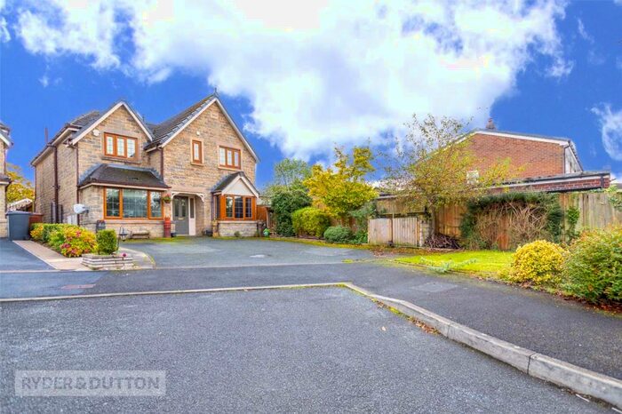 4 Bedroom Detached House For Sale In Peak View, Hadfield, Glossop ...