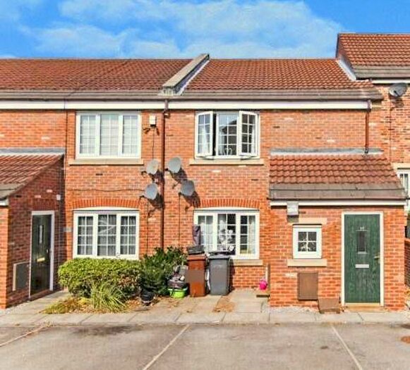 Town House For Sale In Loscoe Grove, Goldthorpe, Rotherham, S63