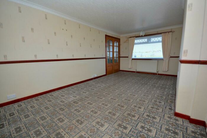 3 Bedroom Semi Detached House For Sale In Moorfield Place, Gatehead ...