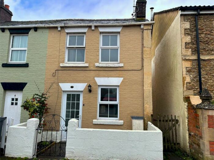 2 Bedroom Terraced House To Rent In Alma Street, Trowbridge, BA14