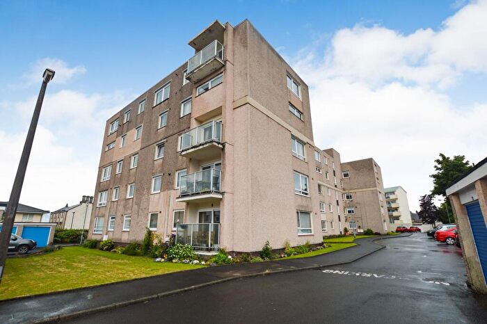 Flats for sale in Largs, North Ayrshire