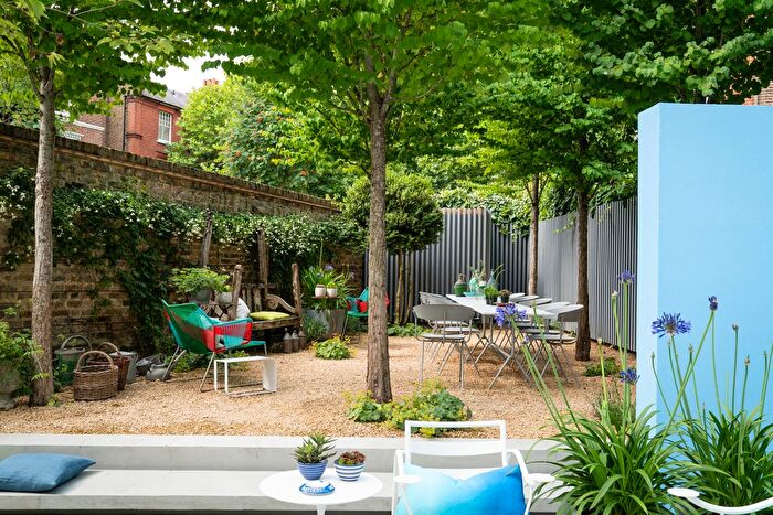 6 Bedroom End Terrace House For Sale In Oxford Gardens, Oxford Gardens ...