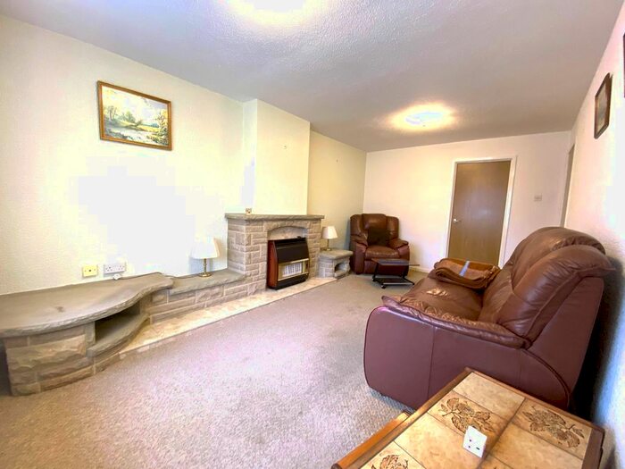 2 Bedroom Bungalow To Rent In Hunters Croft, Stenson Fields, Derby DE24
