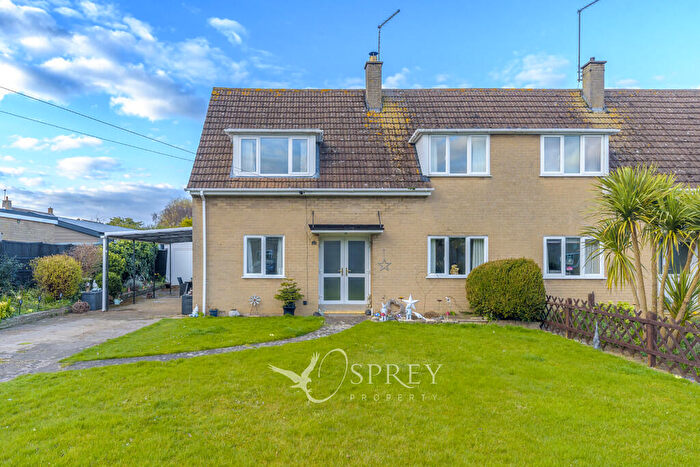 Houses for sale in Oundle, PE8, North Northamptonshire