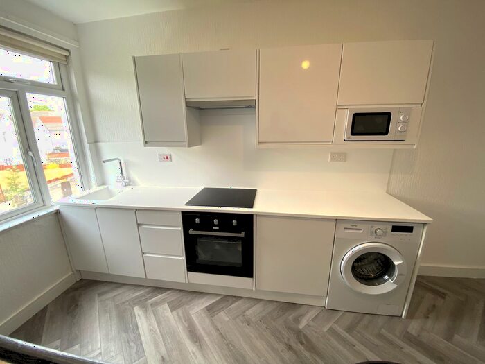 Studio To Rent In Taff Embankment, Cardiff, CF11