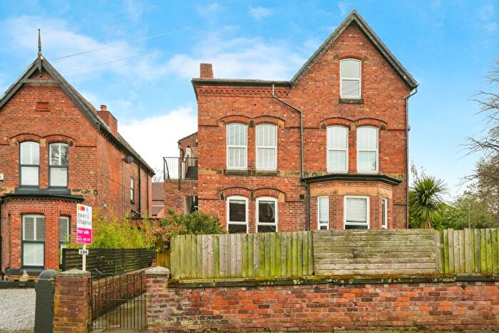 Flats for sale in Oxton, CH43, Merseyside