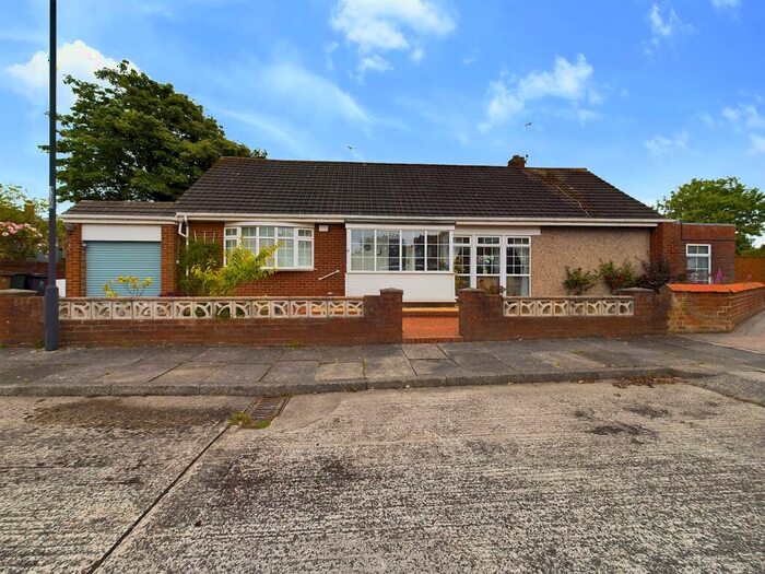 3 Bedroom Detached Bungalow For Sale In Brierdene Close, Whitley Bay, NE26