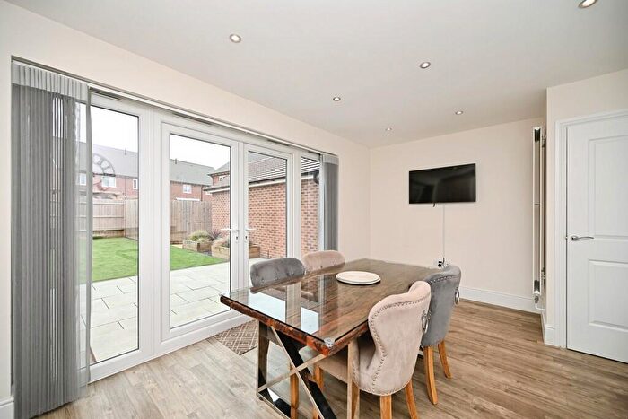 3 Bedroom Semi-Detached House For Sale In Great Brook Ground, Houlton, Rugby, CV23