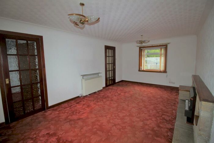 3 Bedroom Semi-Detached House For Sale In Torbrex Road, St Ninians, FK7