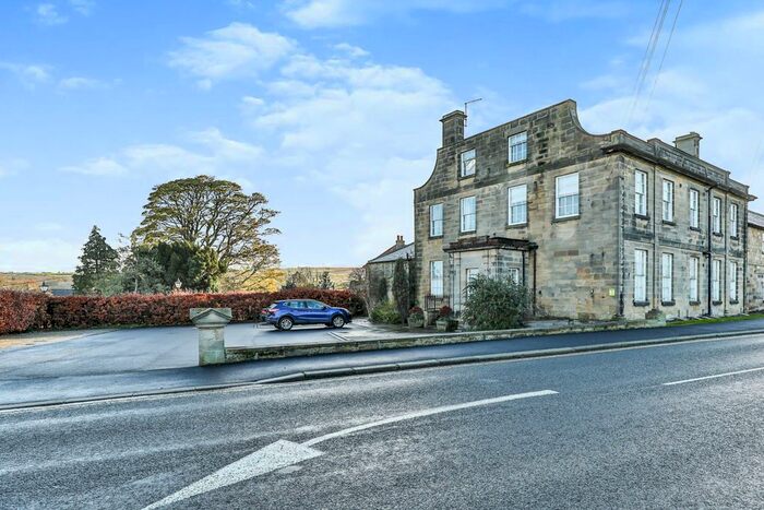 2 Bedroom Flat To Rent In Carr View Hall Coach Road, Sleights, Whitby ...