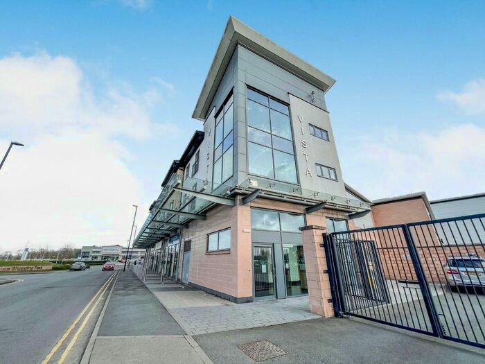 2 Bedroom Flat For Sale In Kynner Way, Binley, Coventry, CV3