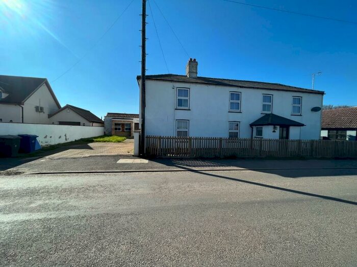 2 Bedroom House To Rent In Beeches Road, West Row, IP28