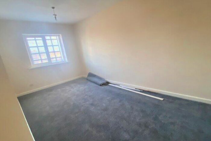 2 Bedroom Property To Rent In Fosdyke Green, Middlesbrough, TS3