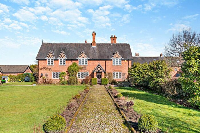 Houses For Sale In Whitchurch Sy13 Shropshire