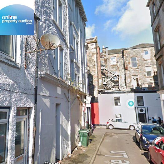 3 Bedroom Flat For Sale In Store Lane, Rothesay, Isle Of Bute ...