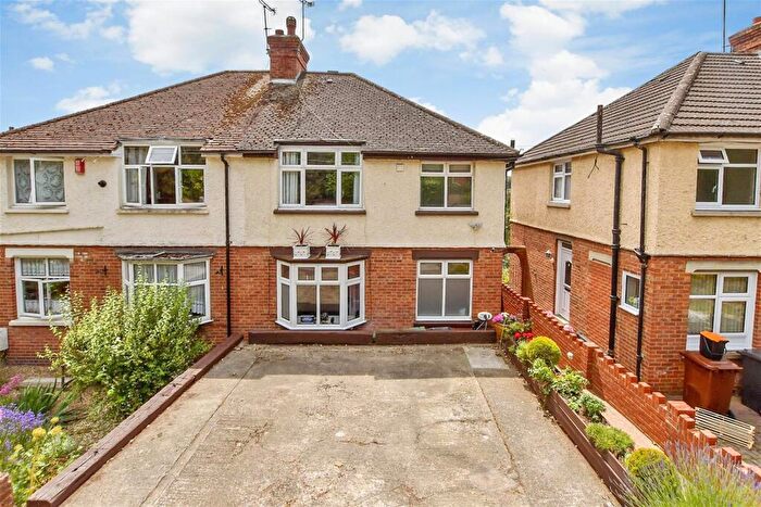 Houses for sale in Barming, ME16, Kent