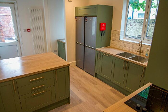 6 Bedroom Terraced House To Rent In Fishponds Road, Fishponds, Bristol ...