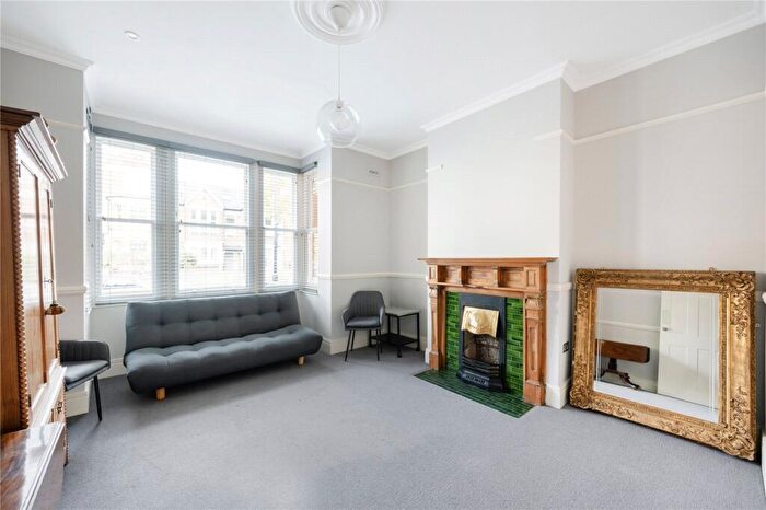 2 Bedroom Apartment For Sale In Cavendish Road, Clapham South, SW12