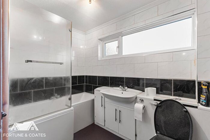2 Bedroom Terraced House For Sale In Green Hills, Harlow, CM20