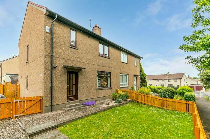 3 Bedroom Semi-Detached House For Sale In Balbeggie Terrace, Douglas ...