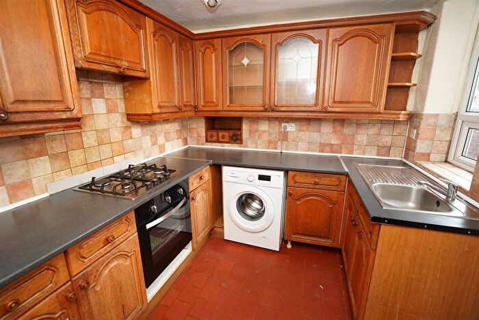 2 Bedroom Terraced House For Sale In Parkdale Road, Bolton, BL2